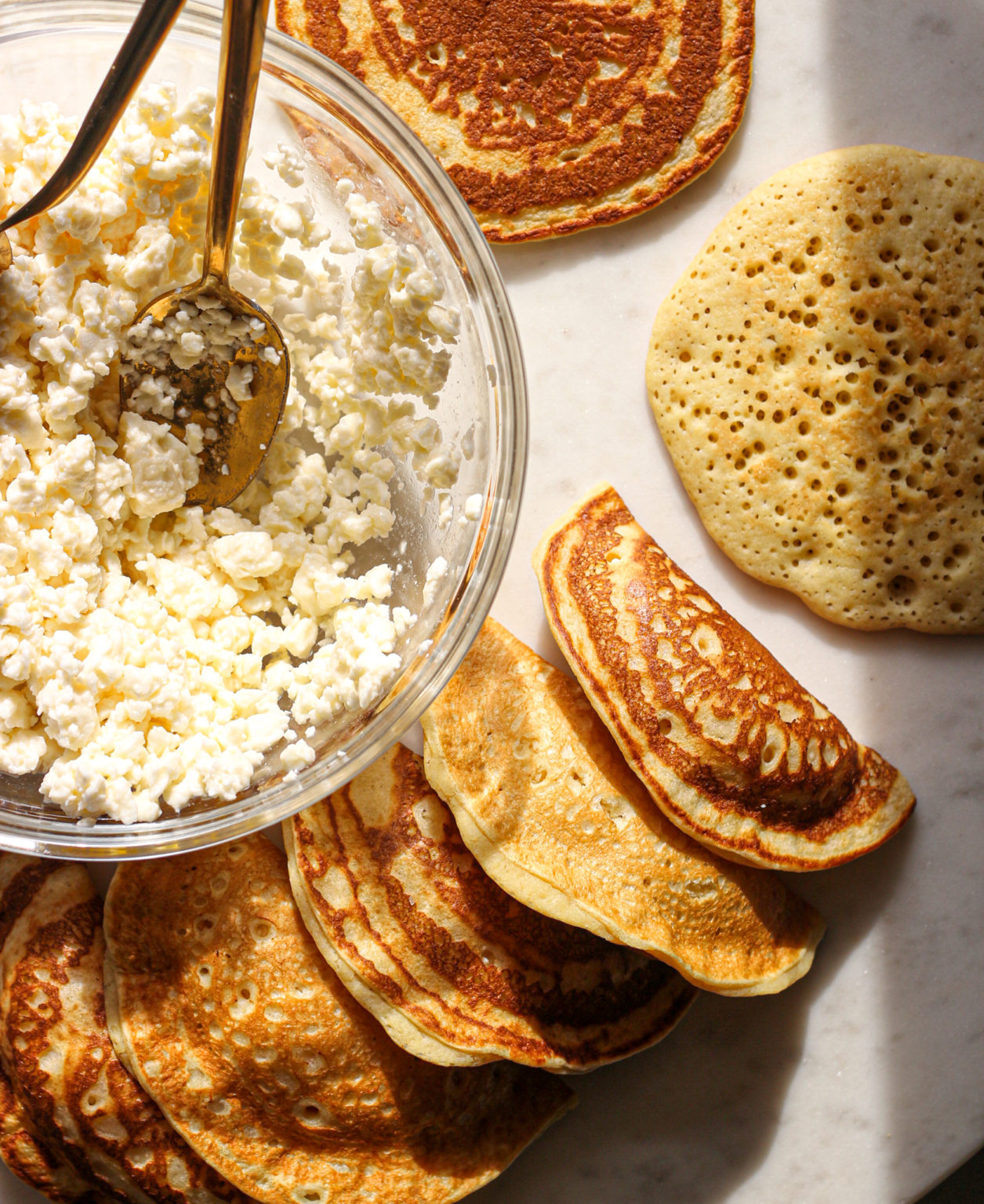 How to Make Atayef (Middle Eastern Pancakes) – Fig & Olive Platter