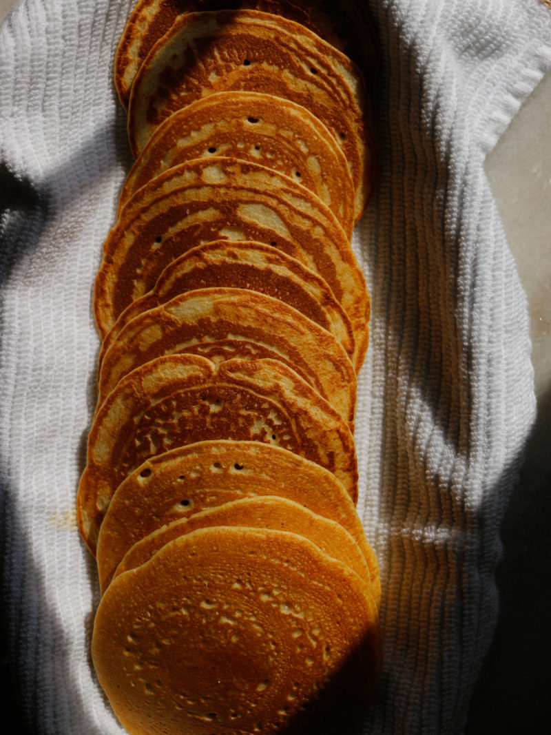 How to Make Atayef (Middle Eastern Pancakes) – Fig & Olive Platter